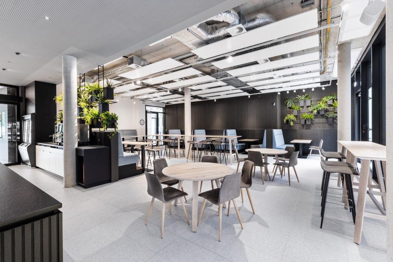 MODUL plus System table | asco-moebel.de