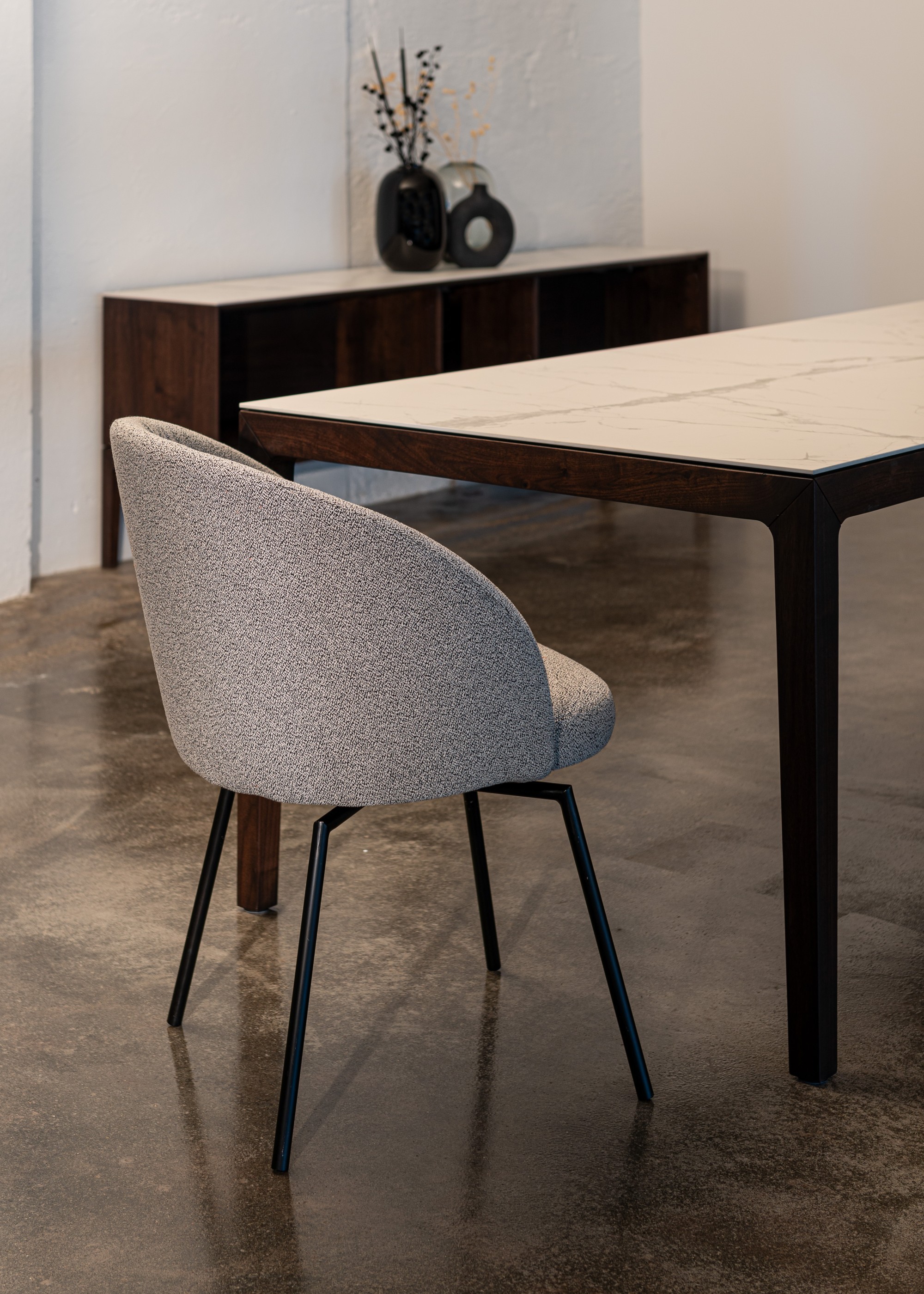 AEREO Dining table | asco-moebel.de